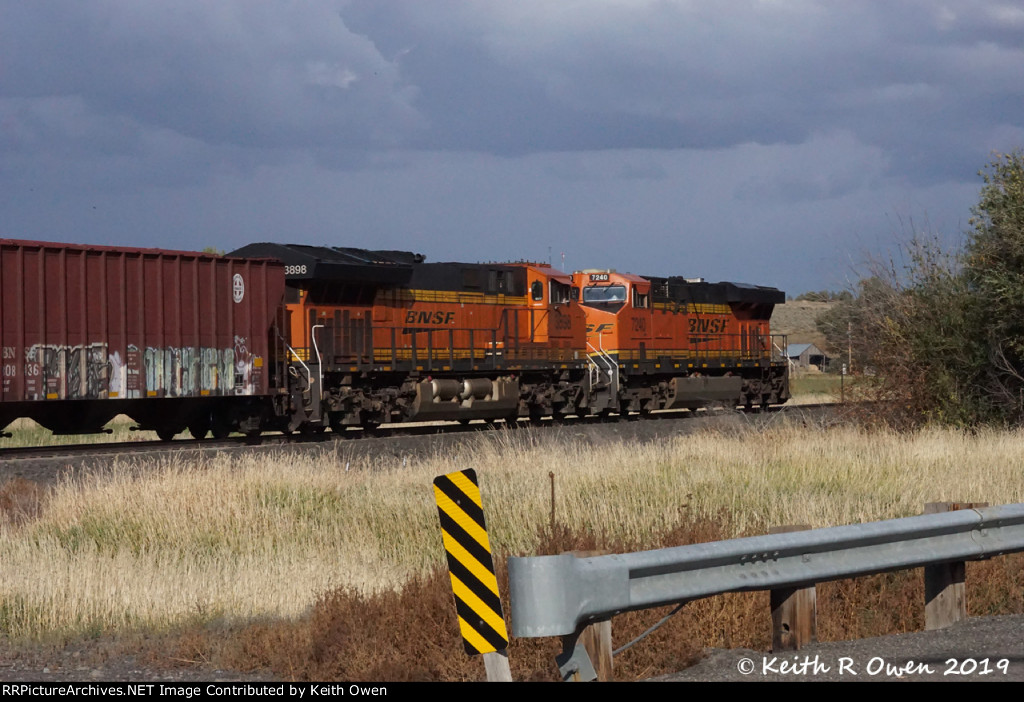 DPUs on a Westbound Oil Train